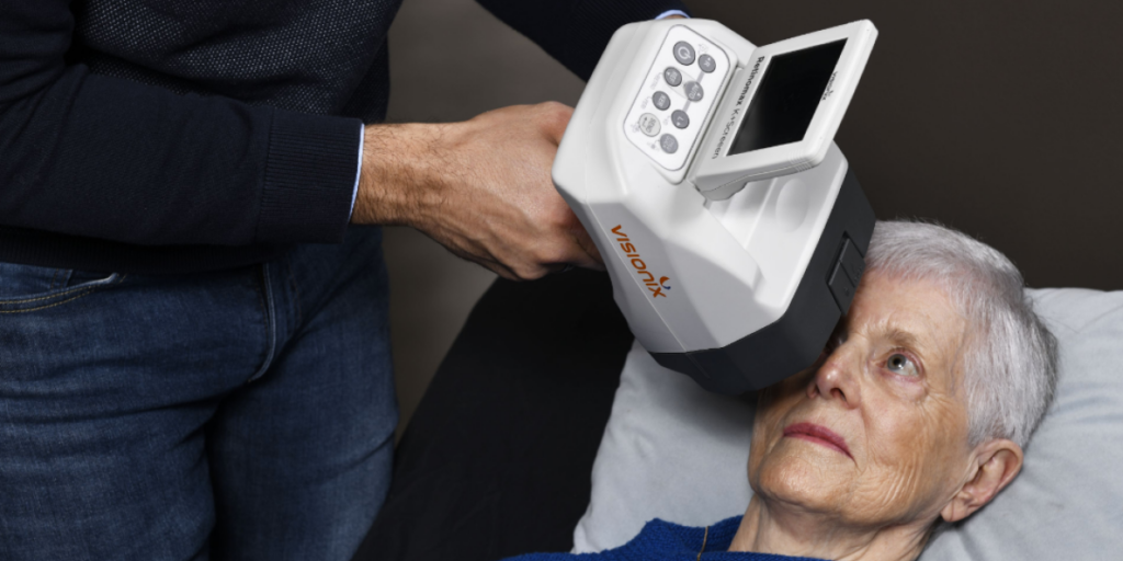 Visionix | Retinomax screeen portable refraction with screen
